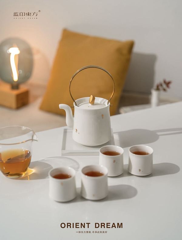 ORIENT DREAM RONG GUANG Tea Set for 4