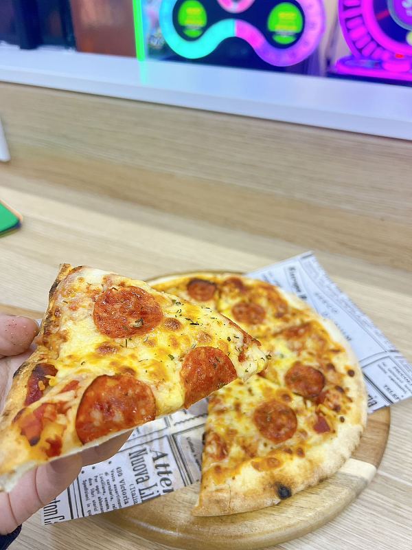 9" Pepperoni Pizza(Party)