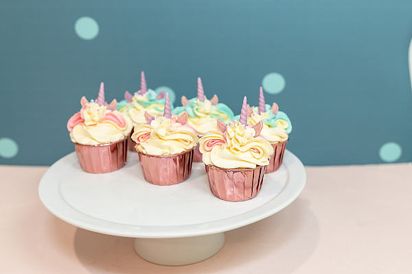 Deluxe Design (A Dozen) (Party)